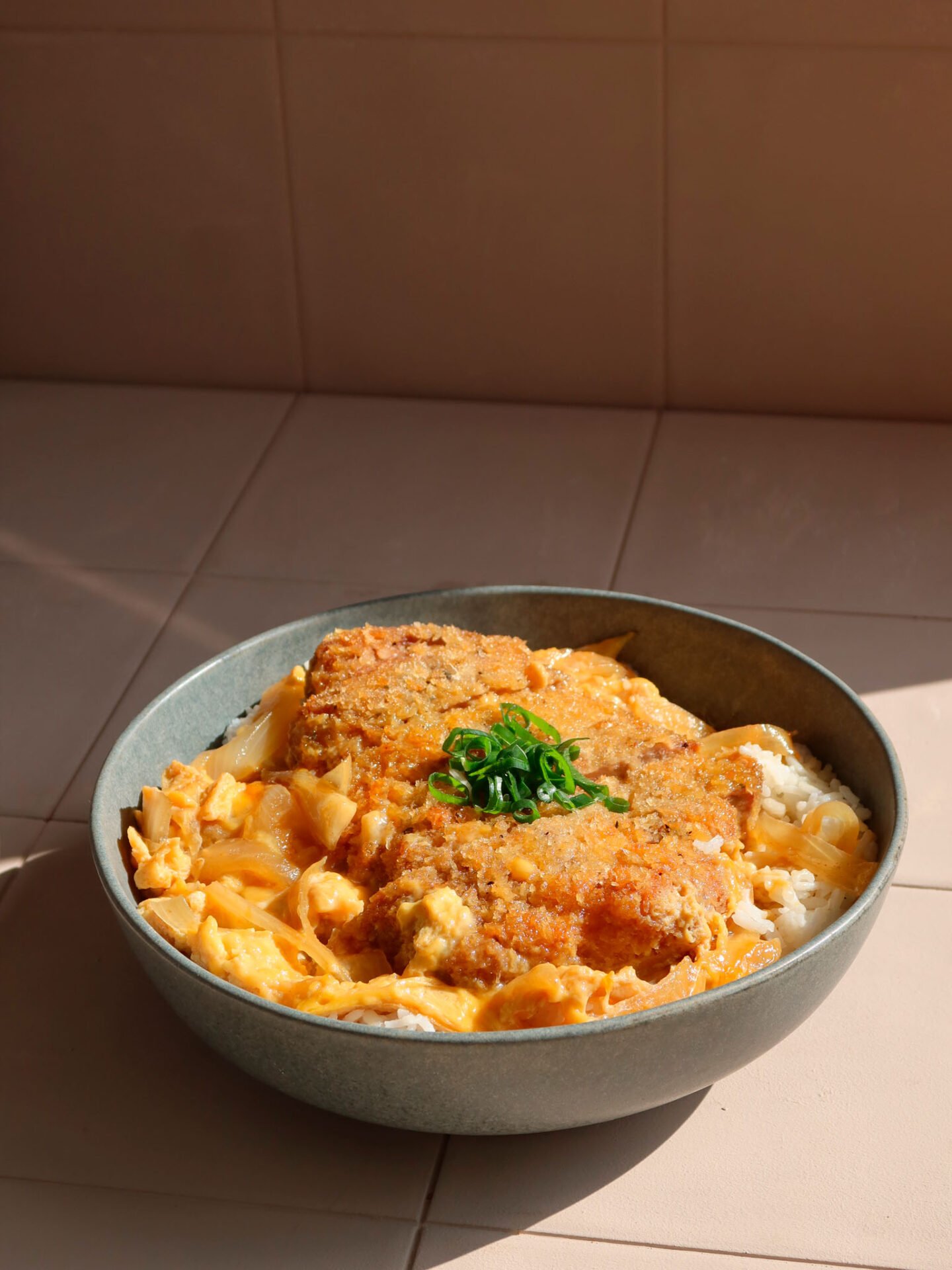 Katsudon カツ丼 - Receta del mejor donburi japonés - HOLA SOY YUI